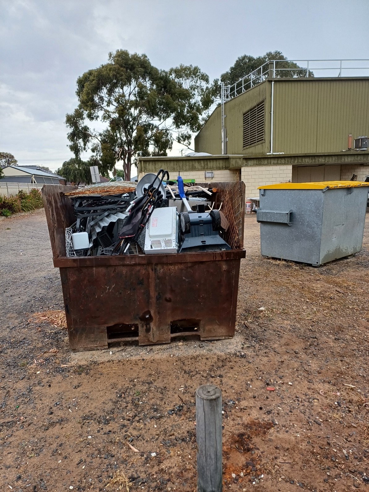 Op Shop or Recycling Centre? - Lions Club of Richmond SA